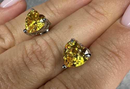 Серьги гвоздики с цитрином