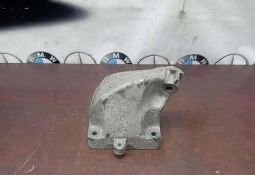 Опора двигателя Mercedes Ml W164 642.940 2009Г. Ml