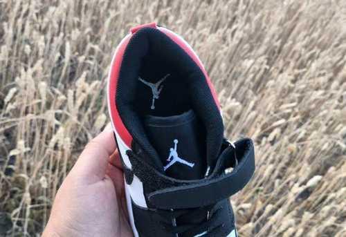 Кроссовки новые подростковые Nike Jordan