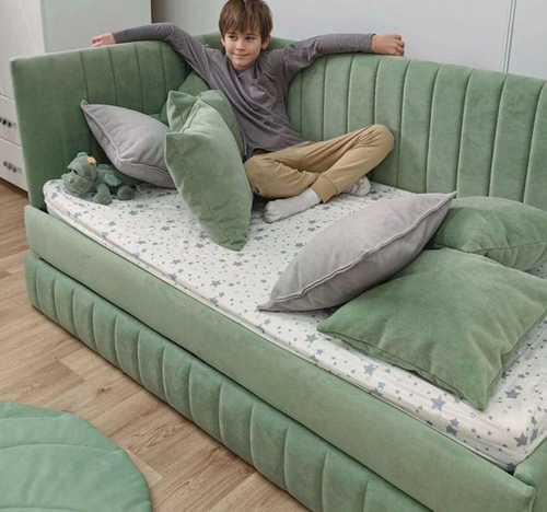 Детская мягкая кровать-диван