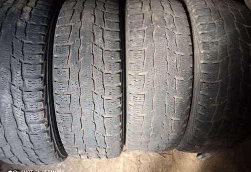 Nokian Tyres Hakkapeliitta CR3 215/65 R16C