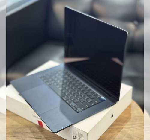 Macbook air 15 m2 8 256 гб midnight