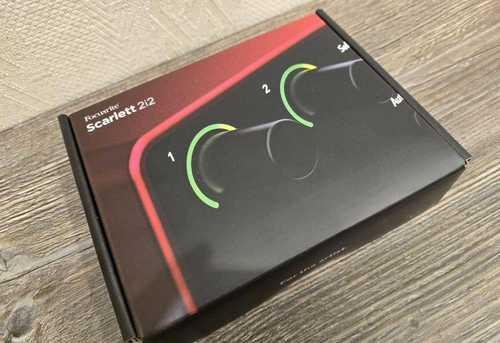 Аудиоинтерфейс Focusrite Scarlett 2i2 4th Gen