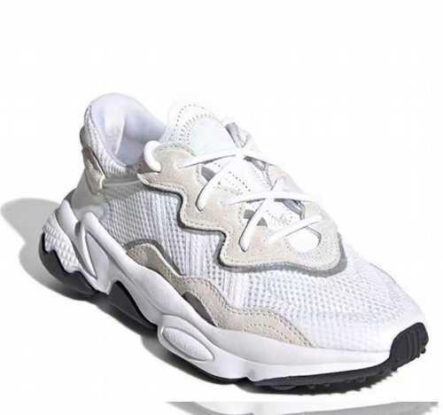 Кроссовки adidas ozweego