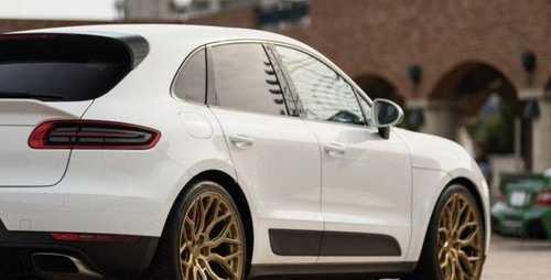 Кованые диски в стиле Vossen для Porsche Macan R22