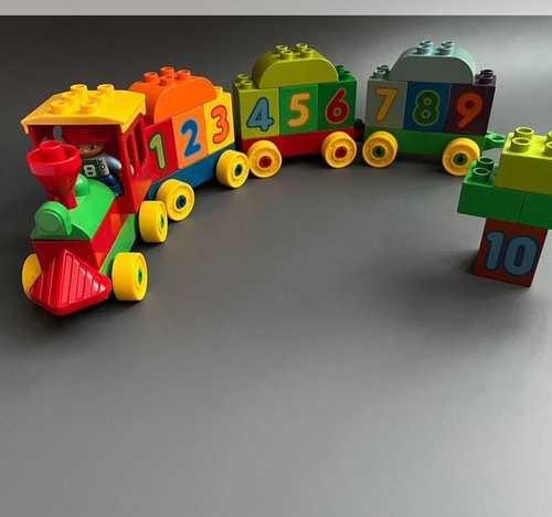 Lego duplo поезд с цифрами