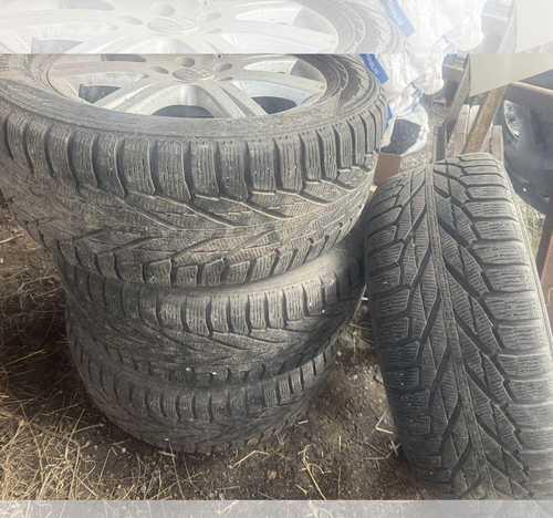 Nokian Tyres Hakkapeliitta R2 SUV 255/55 R18