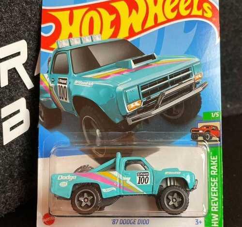 Hot wheels 87 Dodge D100