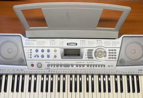 Синтезатор Yamaha PSR-290 с подставкой