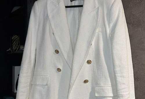 Твидовый белый пиджак Zara S