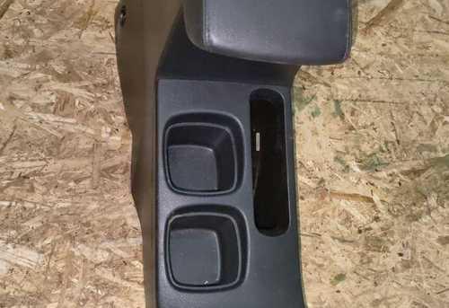 Подлокотник SX4 2013 (кожа 7585061M005PK)