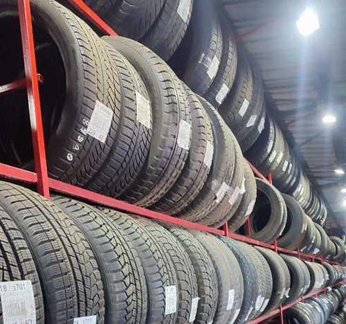 Dunlop SP Winter Ice 02 175/65 R14 82T