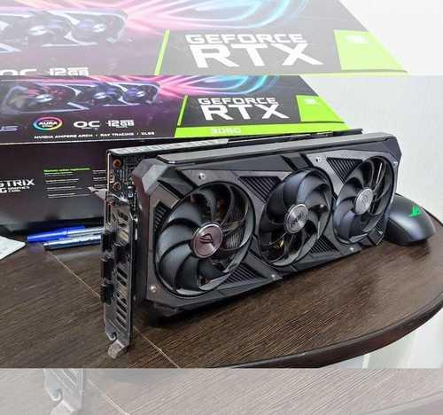 Asus ROG strix GeForce RTX 3060 V2 OC Edition 12GB