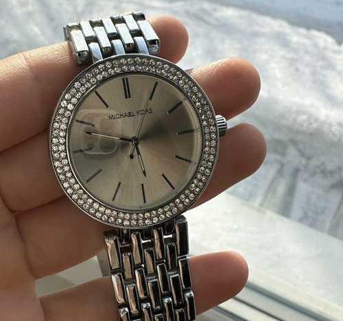 Часы женские michael kors