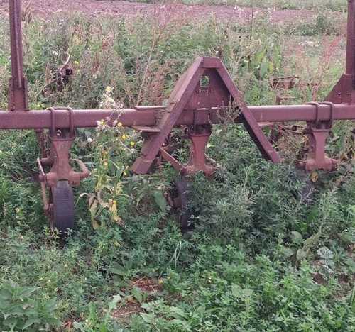 Культиватор окучник