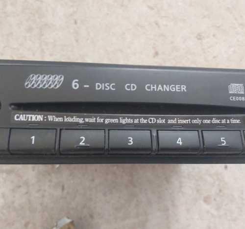 CD changer 6 дисков Nissan
