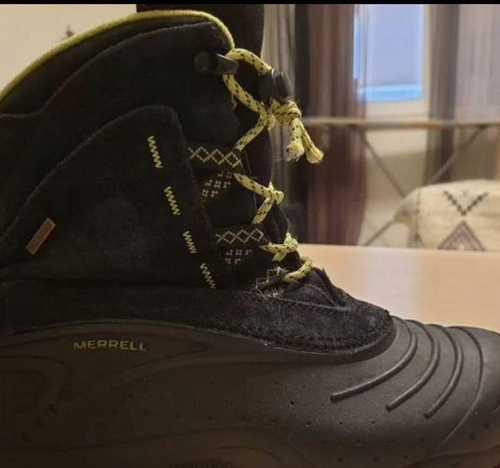 Ботинки утепл.Merrell 37.5 модель как у Соlumbia