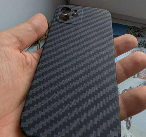 Чехол на iPhone 12 под carbon