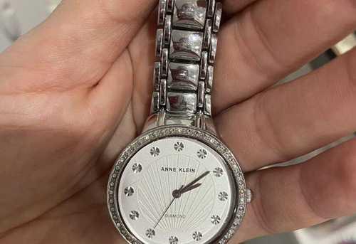Часы женские Anne klein