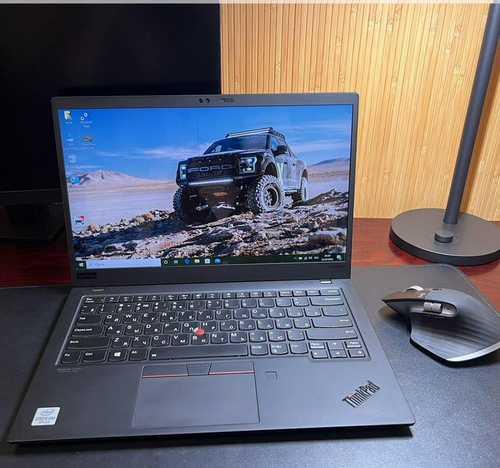 Lenovo thinkpad x1 carbon gen 8 i5-10310u 4K 512