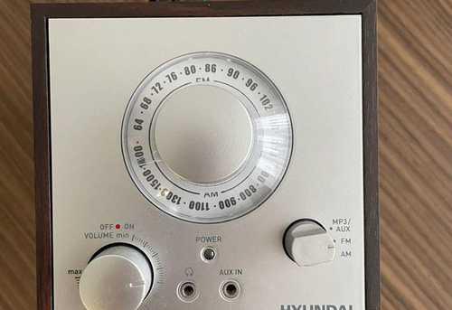 Радиоприемник Hyundai H-SRS200