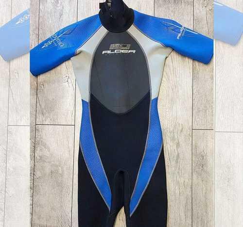 Короткий Гидрокостюм Alder wetsuits 3/2 мм