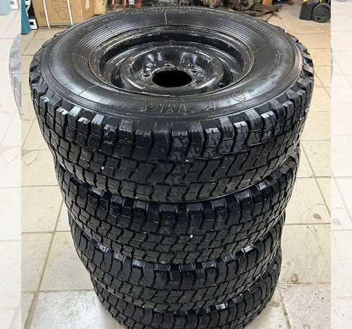 Колеса 235/75 R15 на Уазик 469