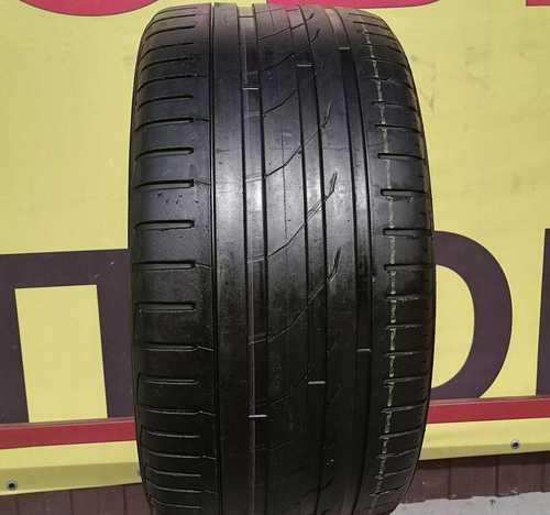 Nokian Tyres Hakka Black SUV 295/35 R21