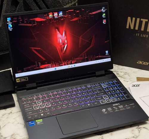 New Acer Nitro 165Hz I5-12450H/16Ram/RTX 3050/512