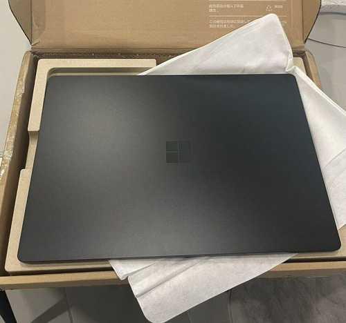 Microsoft surface laptop 6 i7/64/1tb