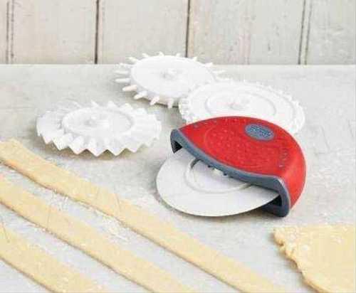 Нож ролик для нарезки теста пирога лапши