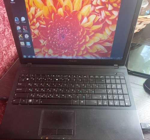 Ноутбук asus