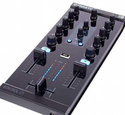 DJ-контроллер NI Traktor Kontrol Z1