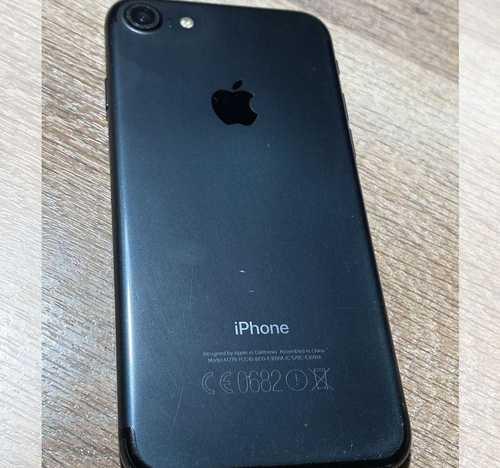 iPhone 7, 32 ГБ