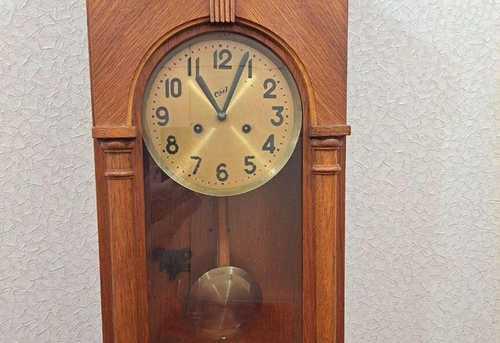 Настенные часы очз 1958 гв с боем курантов. Редкие