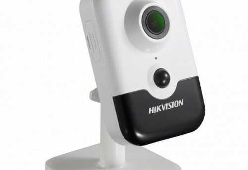 IP видеокамера Hikvision DS-2CD2423G0-IW 361628
