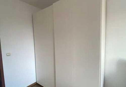 Белый шкаф IKEA Pax гардеробная