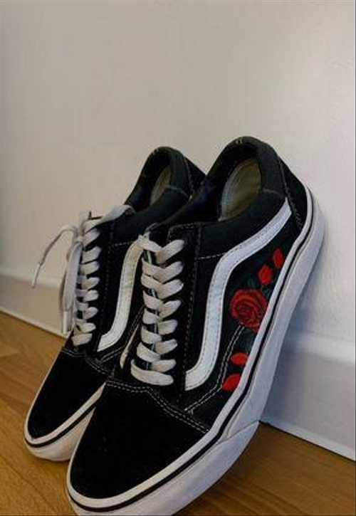 Old skool ‘Vans & Rose’