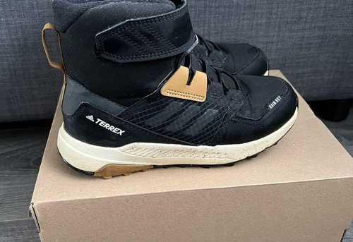 Зимние ботинки adidas terrex