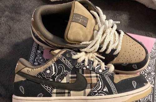 Nike SB Dunk x Travis scott Cactus Jack