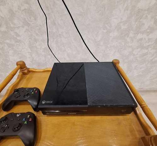 Xbox one 500 gb с играми