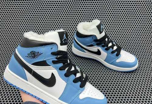 Кроссовки зимние Nike Air Jordan 1 Hight с мехом