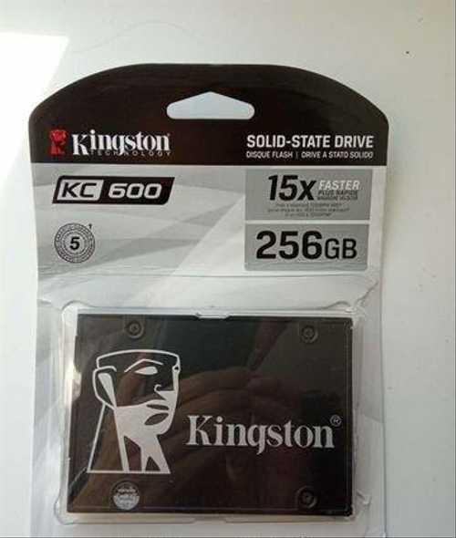 Kingston kc600 256 GB