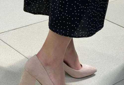 Туфли женские 37 размер бежевые