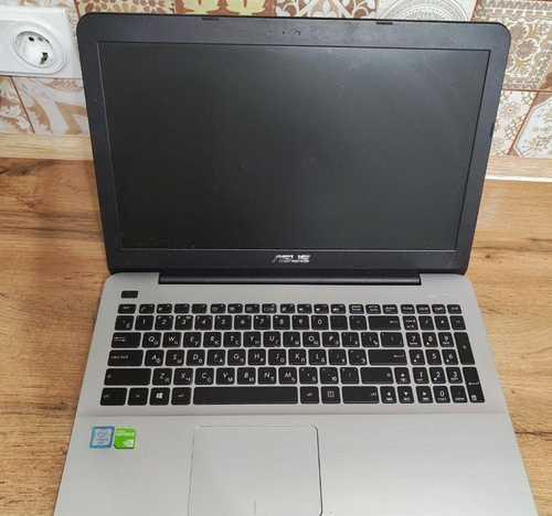 Asus/i5-6200/озу 8гб/ssd 256/Geforce 930m