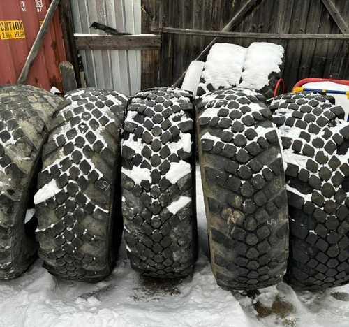 Шины б/у на Камаз Батыр 425/85 R21