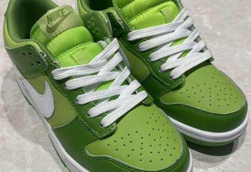 Nike dunk LOW covered IN shades OF green