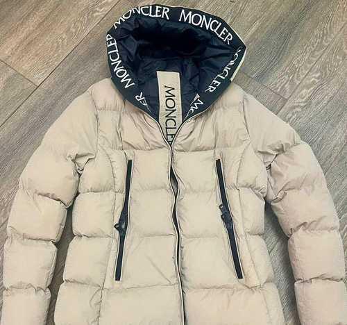 Пуховик moncler новый женский р.44-46