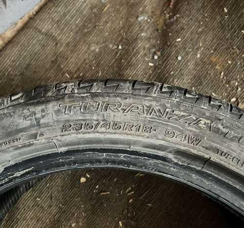 Bridgestone Turanza T005A 235/45 R18