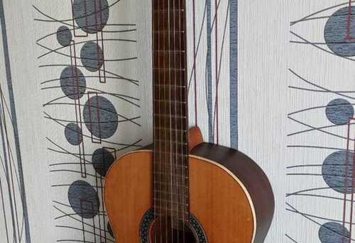 Классическая Испанская гитара Alhambra 1 C